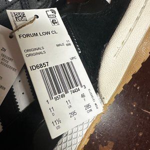 adidas | Shoes | Adidas Mens White Black Forum Low Cl Id6857 Lace Up ...